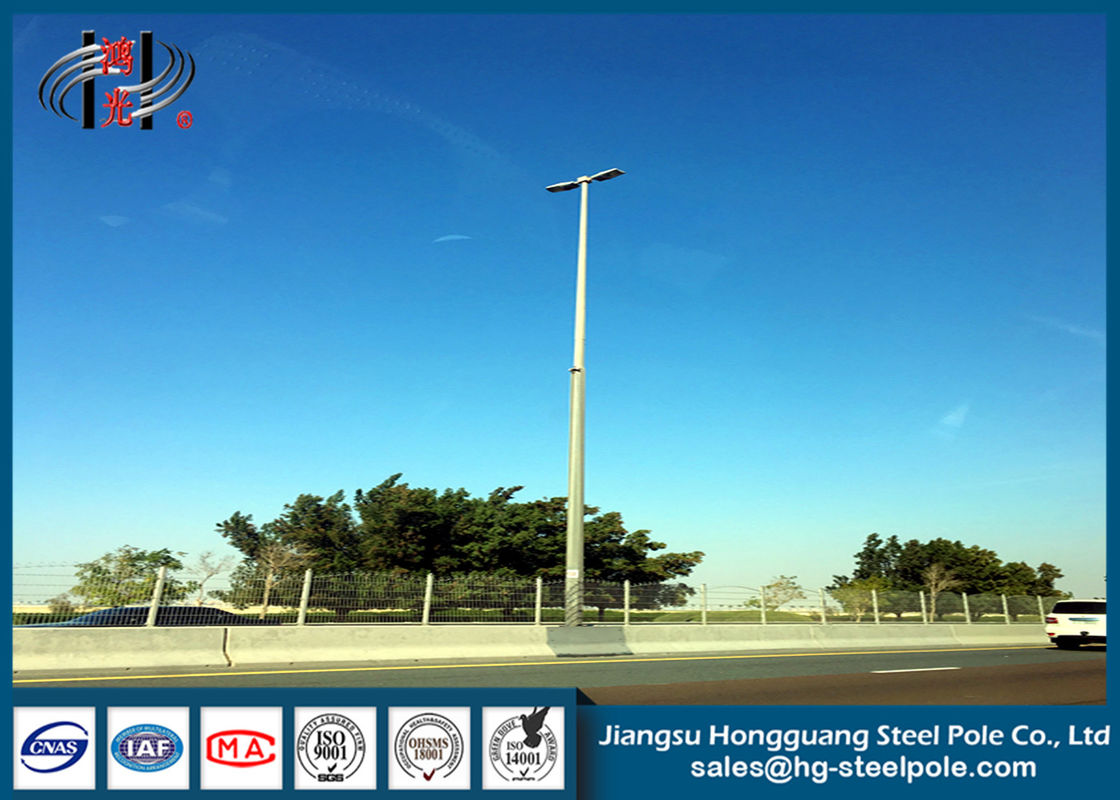 ISO 9001 ASTM A123 High Mast Light Pole 10 - 28 M Height Q235 Street ...