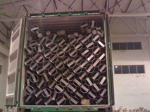 30FT Traffic Light Pole Mast Arm For Crossing Road Traffic Signal Pole ...