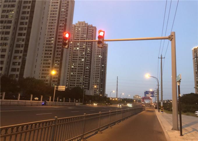 Weather Resistance Telescopic Traffic Lighting Post Single Or Double Arms